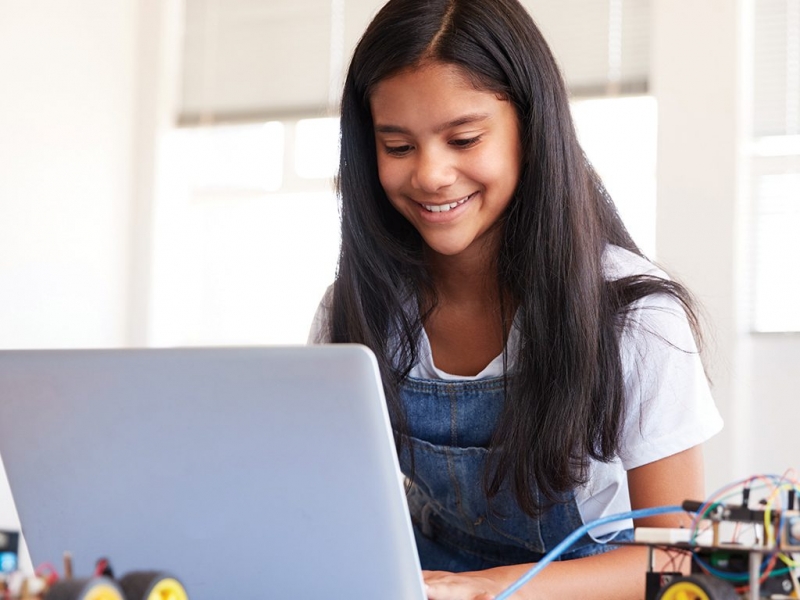 Connecting Virtually: 12 Fun Online Clubs & Extracurricular Activities ...