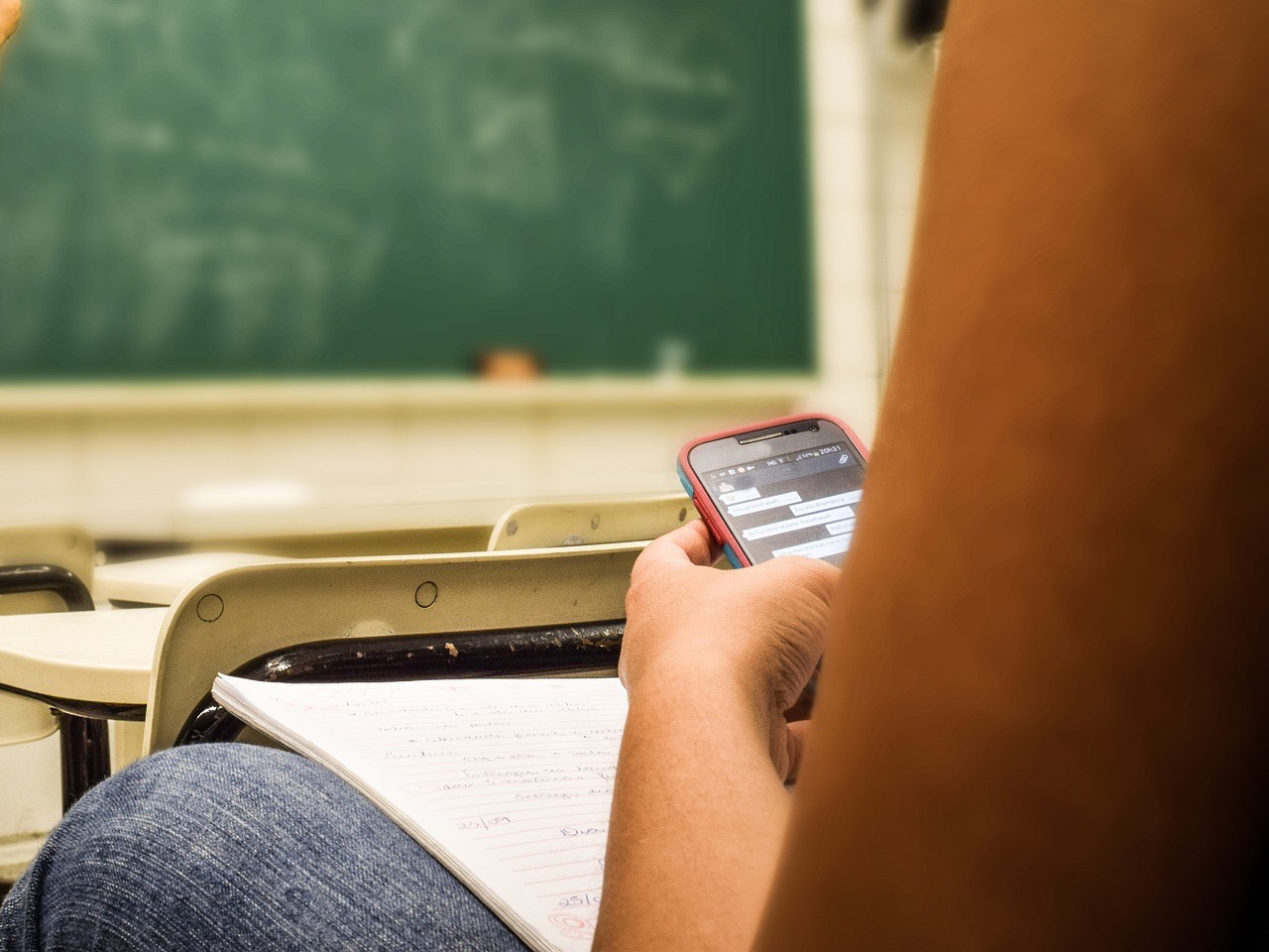 Effects of Cell Phone Use - Baton Rouge Parents