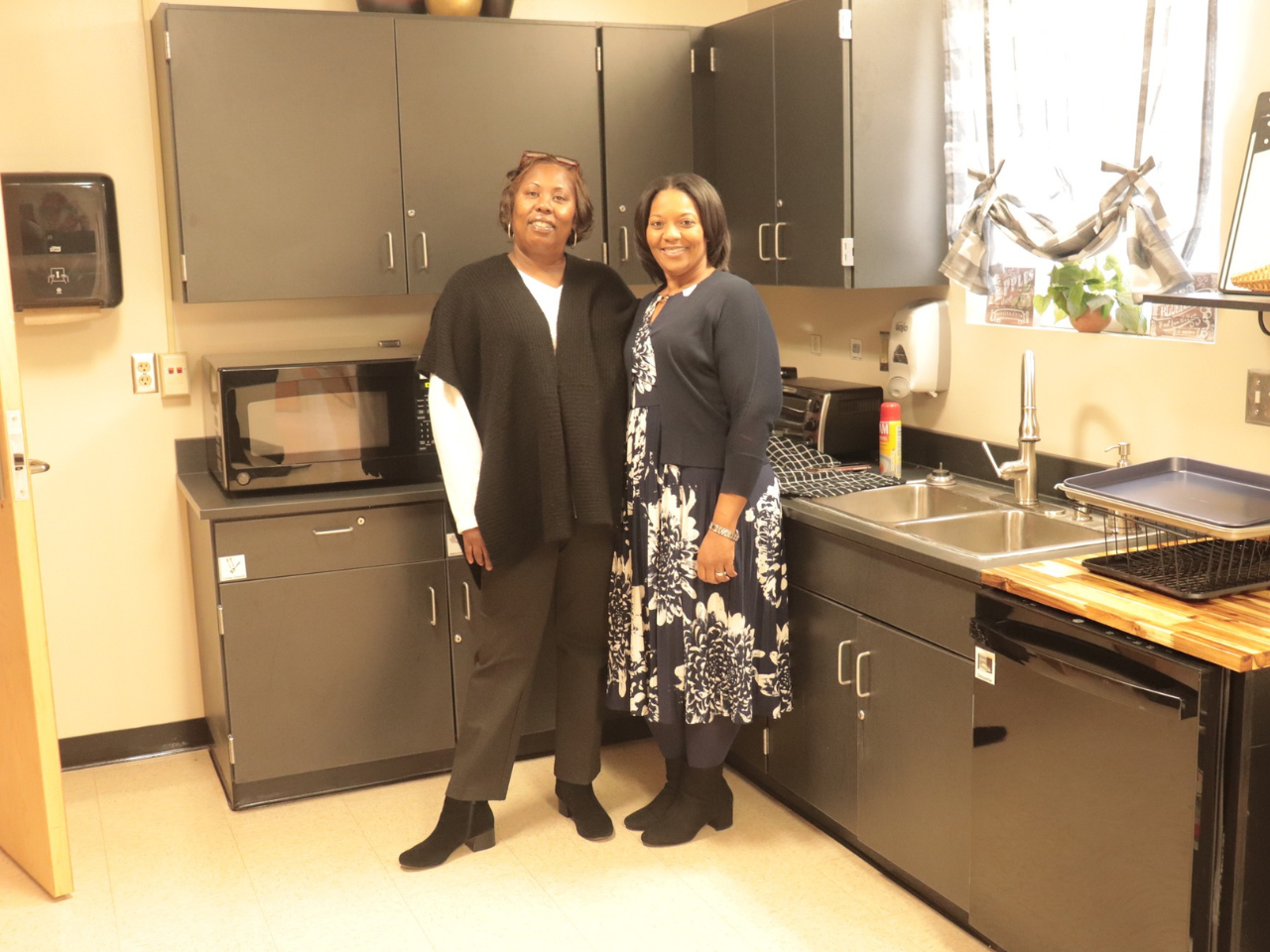 EBR Life Skills Center Opens at Glen Oaks High School - Baton Rouge Parents EBR Life Skills Center Opens at Glen Oaks High School - Baton Rouge Parents